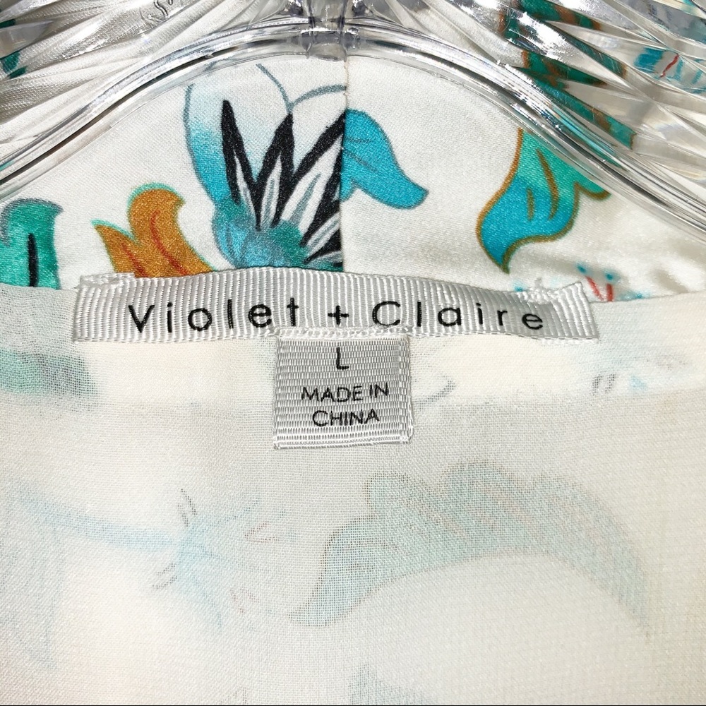 Violet & Claire Floral Print Satin Kimono Size: L - Gem